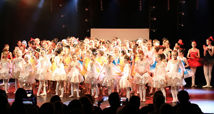 Étude de faisabilité pour la restructuration du centre culturel La ...